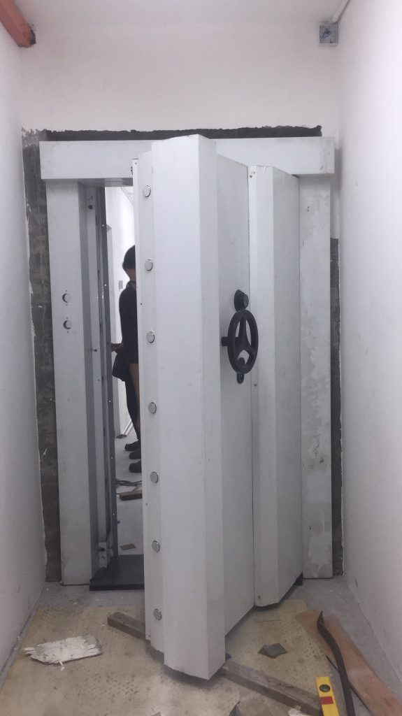 Installation: Strong Room Door Project | Global Safe