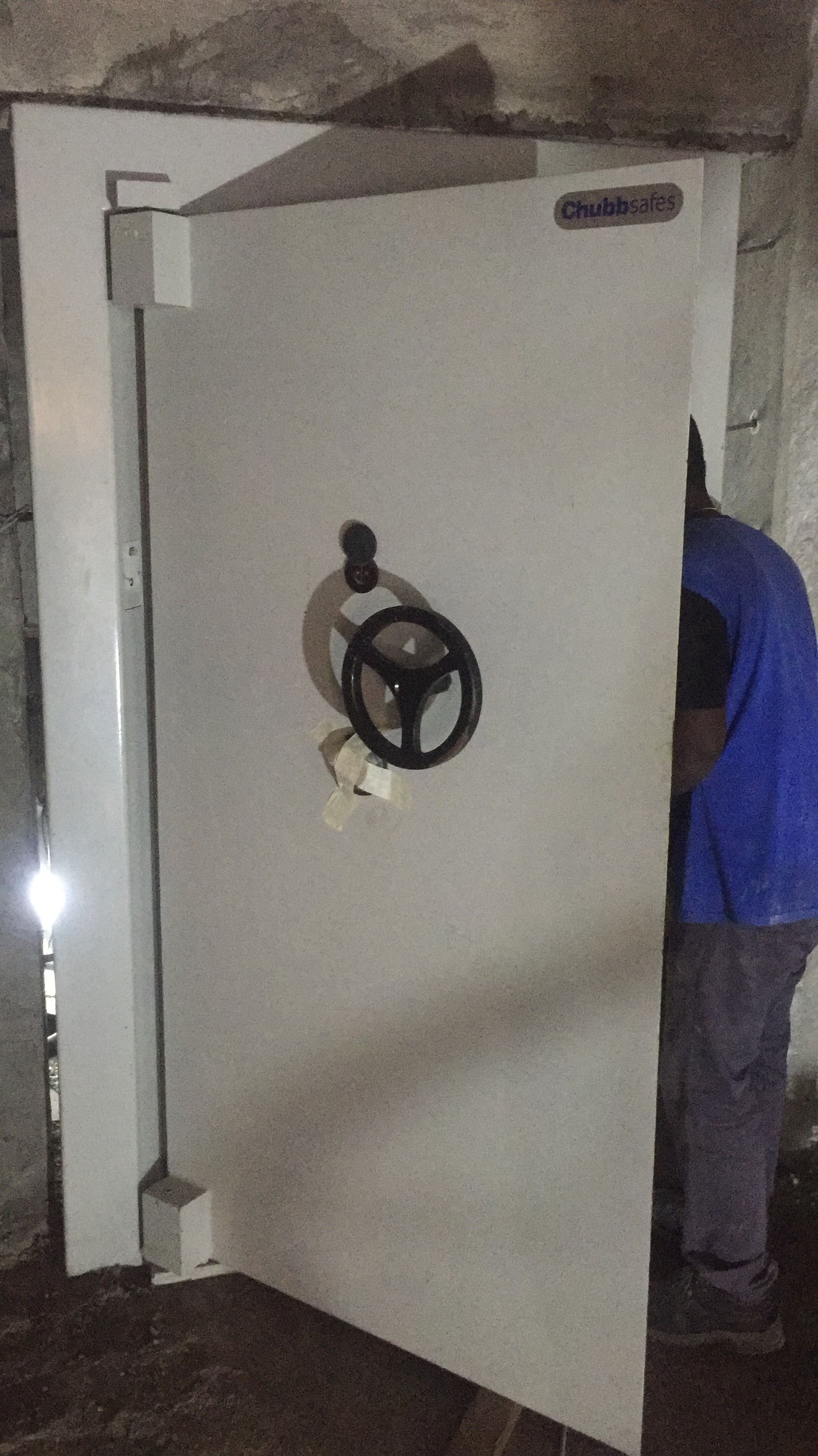 Bank Strong Room Construction and Design Build | | Global Safe